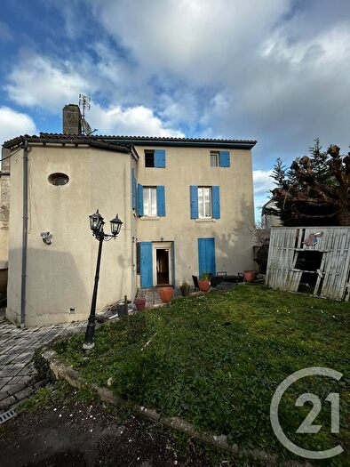 Maison à vendre - La Roche-Chalais - 6 pièces - 4 chambres
