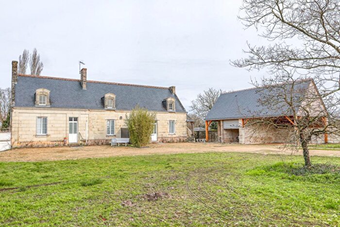 Maison à vendre - Chouzé-sur-Loire - 9 pièces - 5 chambres
