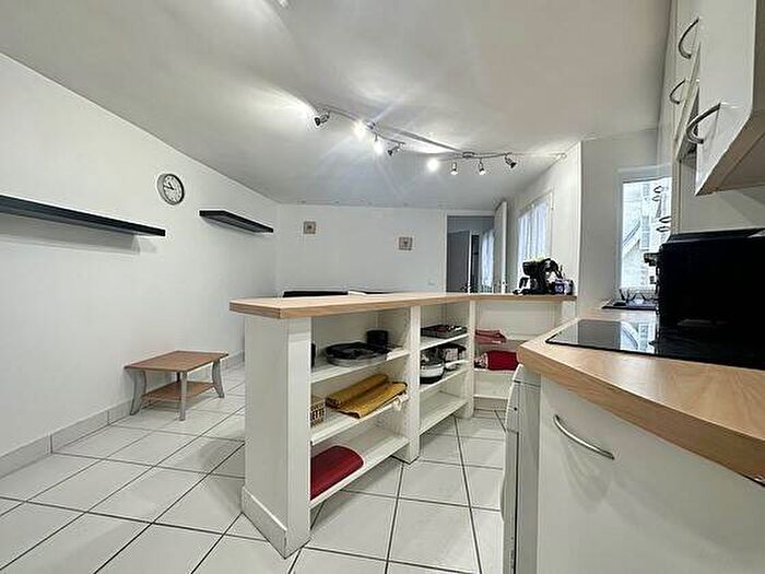 Appartement à louer - Dupleix-Motte Picquet, Paris ème arrondissement - 2 pièces - 1 chambre