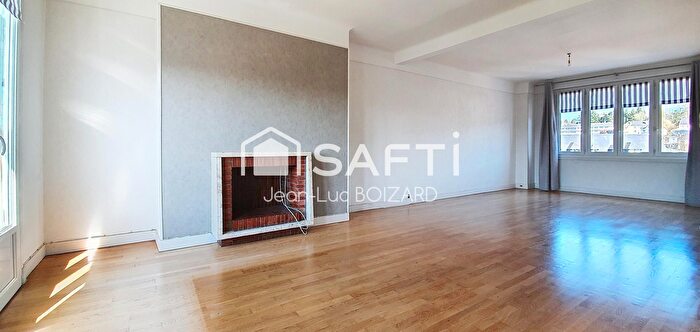 Appartement à vendre - Lisieux, Trevett, Quatre Sonnettes - 5 pièces - 4 chambres