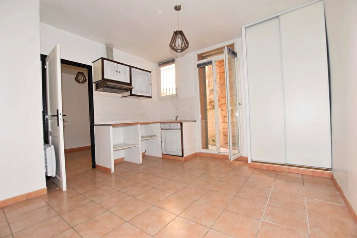 Appartement à louer - Montpellier, Gares - 3 pièces - 2 chambres