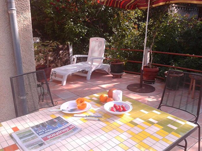 Albon-d'Ardèche : Maison 9 pièces à vendre