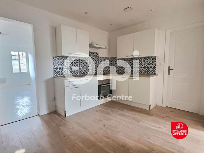 Appartement à louer - Freyming-Merlebach, Merlebach - 3 pièces - 2 chambres