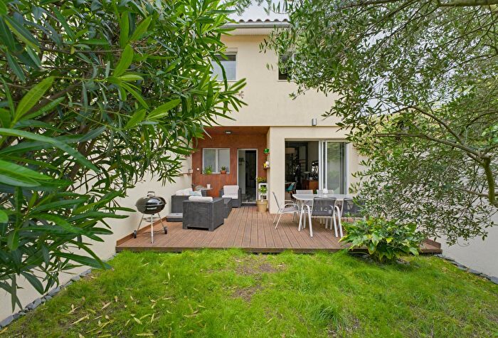 Maison 4 pièces à Bègles, Centujean, à vendre