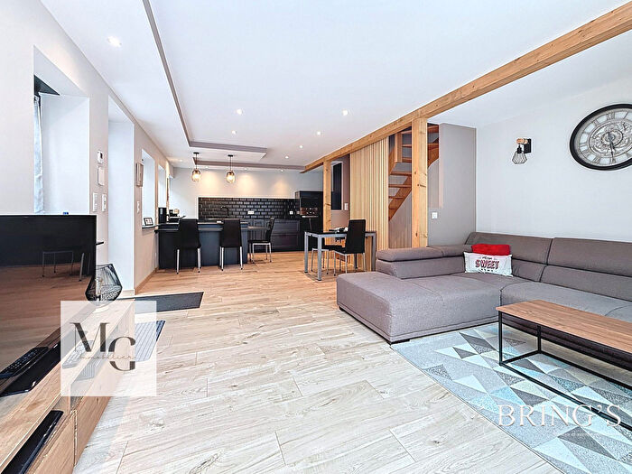 Appartement à vendre - Erstein - 4 pièces - 3 chambres