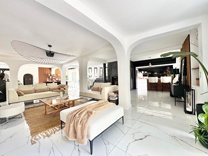 Maison à vendre - Chartres, Rechèvres - 7 pièces - 5 chambres