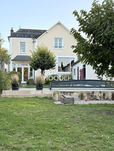 Maison 6 pièces à Bourges, Centre-ville, Charlet, Lahitolle, Pignoux, Sembat, à vendre