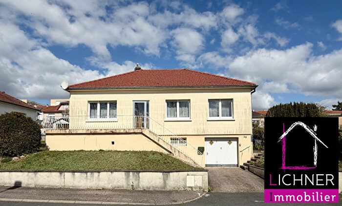 Maison à vendre - Saint-Avold - 5 pièces - 4 chambres