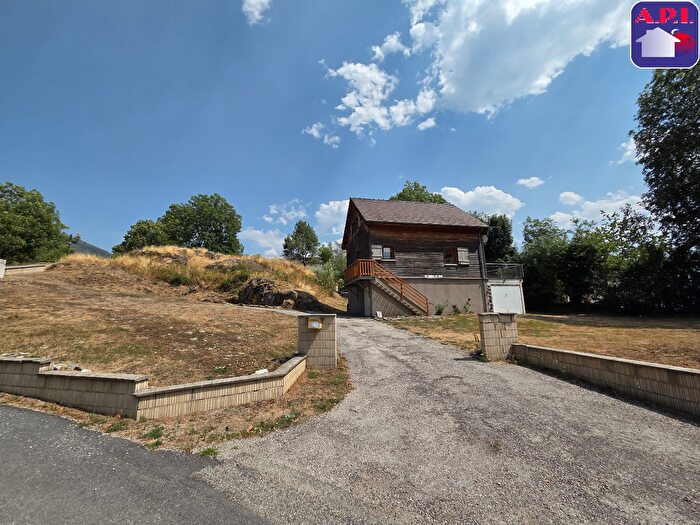 Maison 4 pièces à Ax-les-Thermes, à vendre