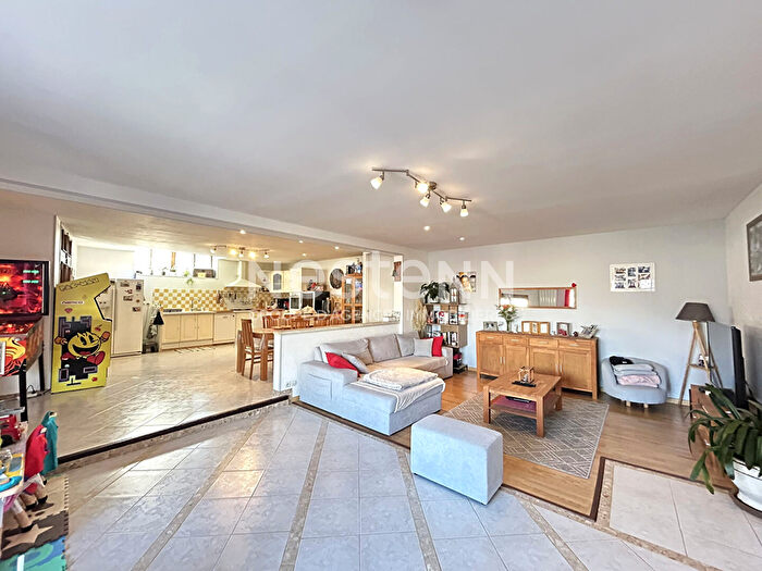 Maison à vendre - Chabris - 5 pièces - 3 chambres