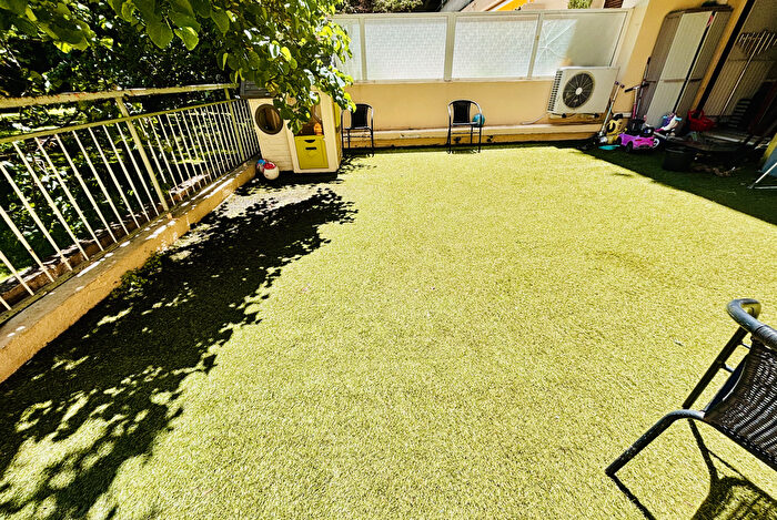 Appartement à vendre - Marseille e , Le Cabot - 4 pièces - 3 chambres