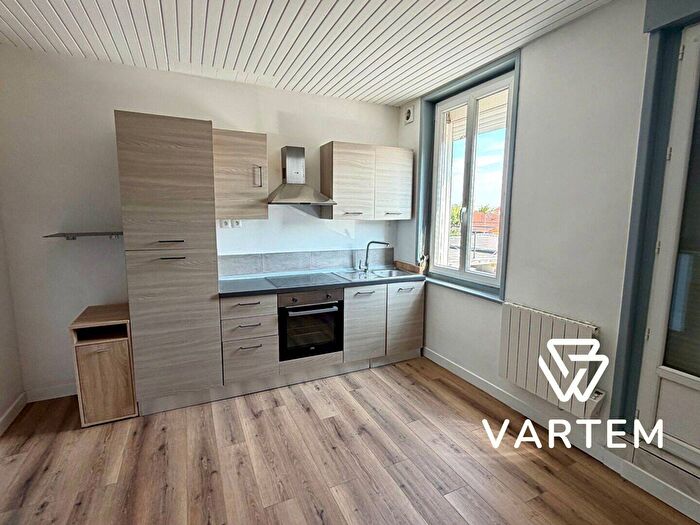 Ouest, Estaires : Appartement 2 pièces à louer