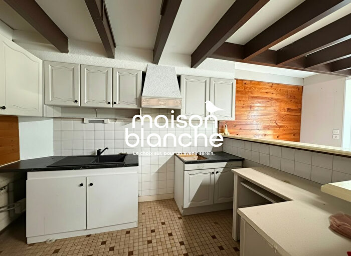 Pougne-Hérisson : Maison 3 pièces à louer