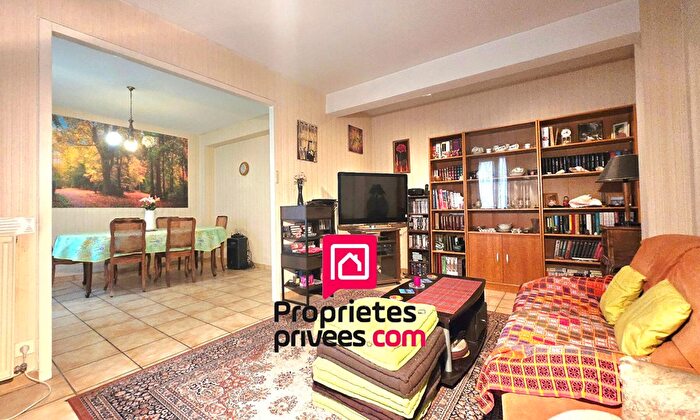 Appartement à vendre - Le Chambon-Feugerolles, Centre-ville, Gare - 6 pièces - 4 chambres