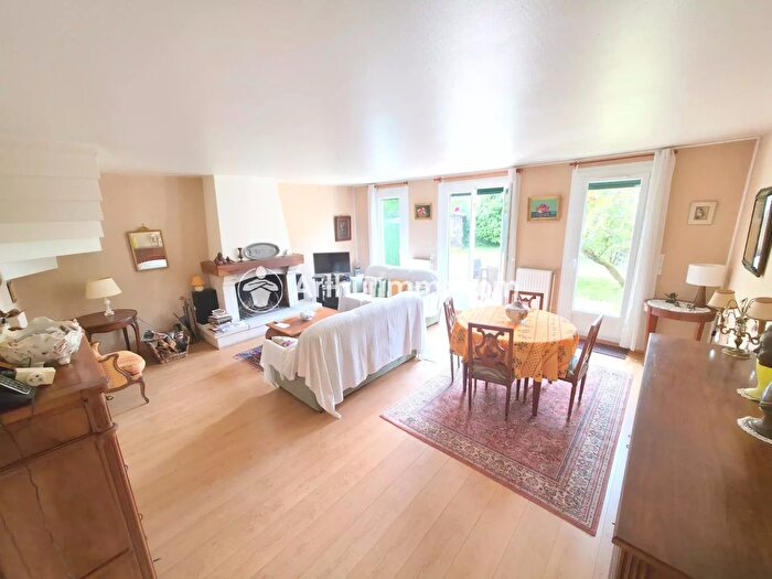 Maison à vendre - Savigny-le-Temple, Plessis la Forêt - 5 pièces - 4 chambres