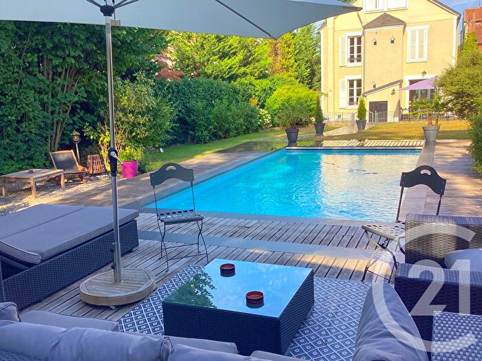 Maison à vendre - Villiers-sur-Marne, Les Stades - 9 pièces - 5 chambres