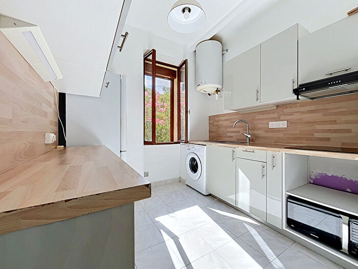 Appartement 1 pièce à vendre - Marseille 4ème, Chutes Lavie