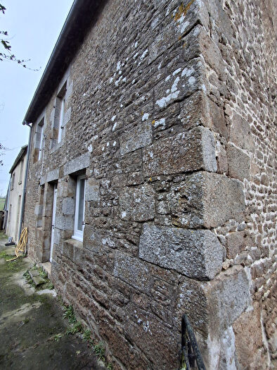 Maison à vendre - Le Ferré - 6 pièces - 4 chambres