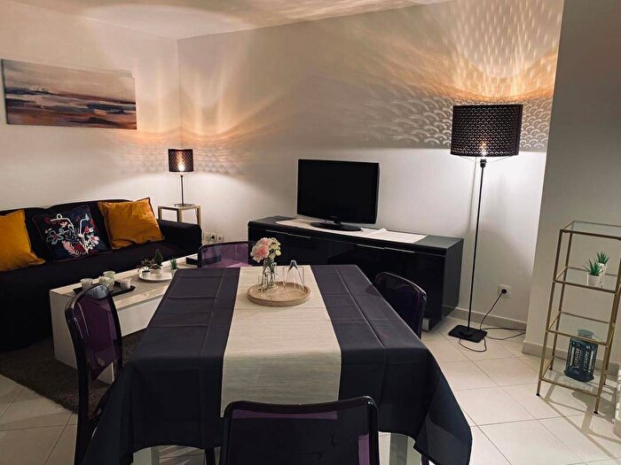 Le Rouet, Marseille 8ème arrondissement : Appartement 2 pièces à louer
