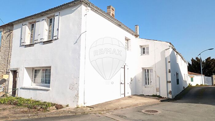 Maison 10 pièces à Nieulle-sur-Seudre, à vendre