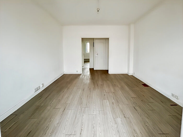 Appartement à louer - Melun, Montaigu - 3 pièces - 2 chambres