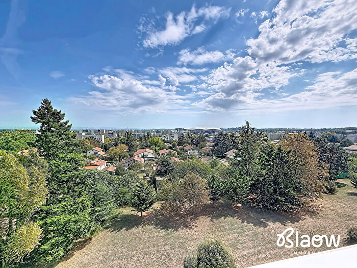 Décines-Charpieu, Le Prainet - Appartement 4 pièces à vendre