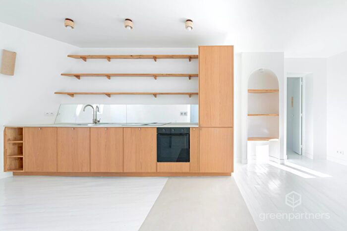 Appartement à vendre - Paris e , Bel-Air, Nord - 2 pièces - 1 chambre