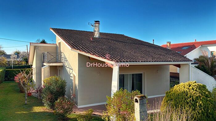 Maison à vendre - Castelnau-de-Médoc - 4 pièces - 3 chambres