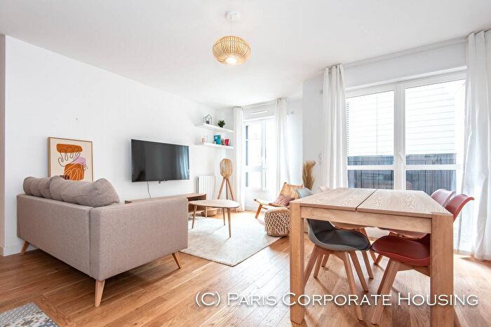 Appartement à louer - Pressensé-Rives de Seine, Puteaux - 4 pièces - 3 chambres