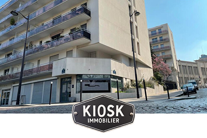 Appartement à louer - Paris e , Croulebarbe - 4 pièces - 2 chambres