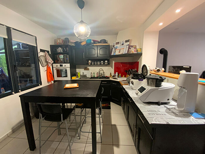 Maison à vendre - Montceau-les-Mines - 5 pièces - 4 chambres