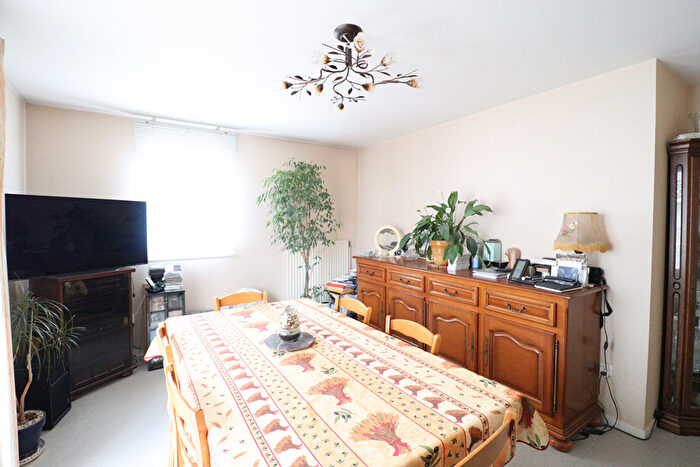 Appartement à vendre - Melun, Rive de Seine, Sud - 3 pièces - 2 chambres