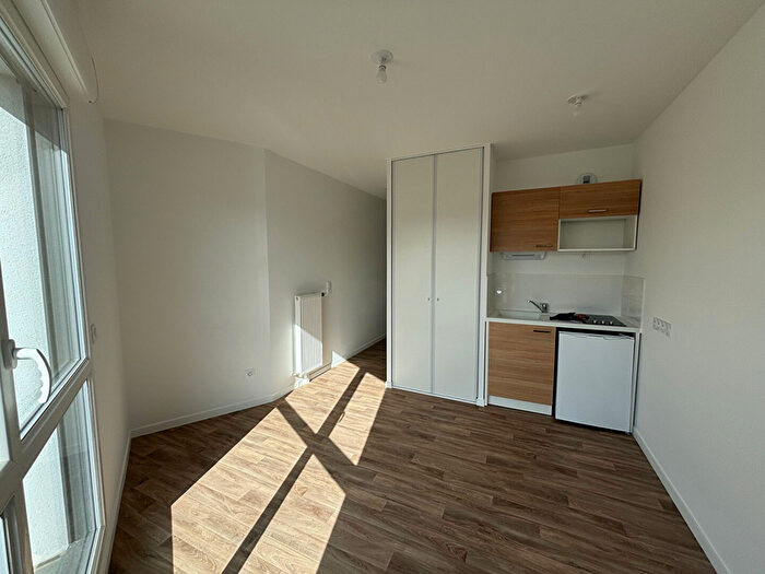 Appartement 1 pièce à Quartiers Nord-Ouest, Saint-Martin, à louer