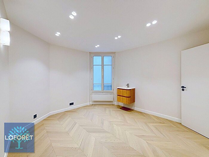Appartement 2 pièces à louer à Hôtel de Ville-Planchette, Levallois-Perret