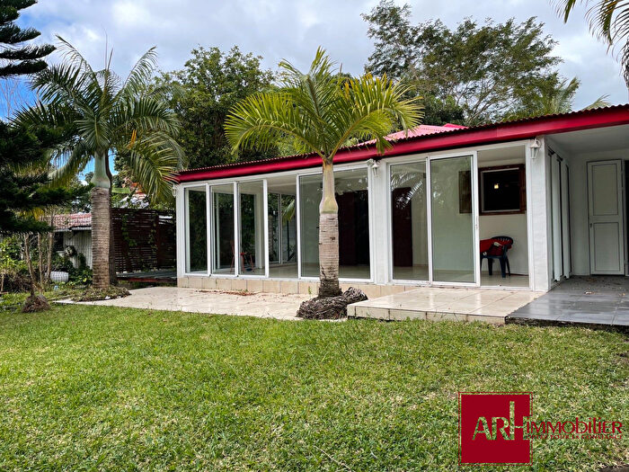 Maison à louer - Saint-Benoît, Saint-François, Le Cap - 4 pièces - 3 chambres