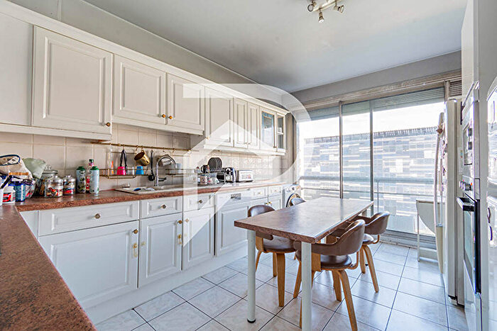 Appartement à vendre - Marseille e , Saint-Giniez - 3 pièces - 2 chambres