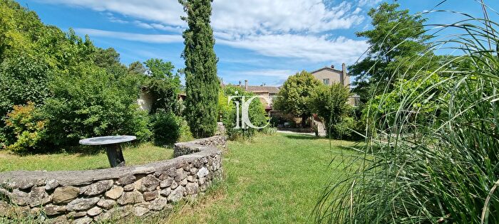 Maison 12 pièces à vendre à Saint-Paul-le-Jeune