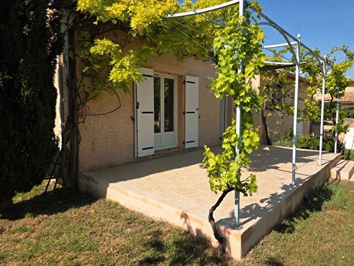 Maison à louer - Nord, Uzès - 3 pièces - 2 chambres