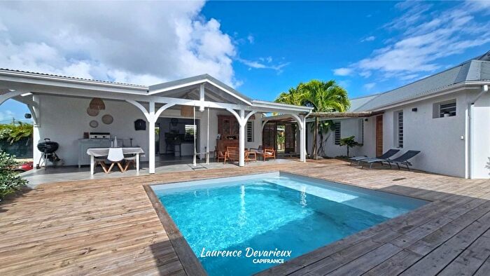 Maison 4 pièces à vendre à Saint-François