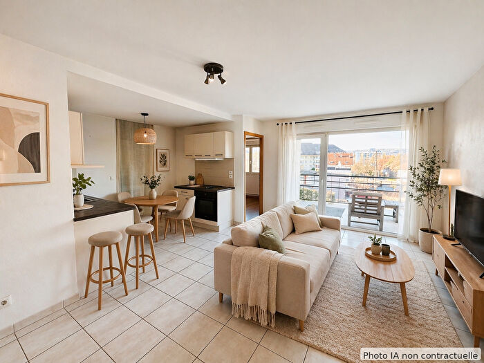 Cran-Gevrier, Le Vallon, Le Jourdil, Renoir : Appartement 4 pièces à vendre