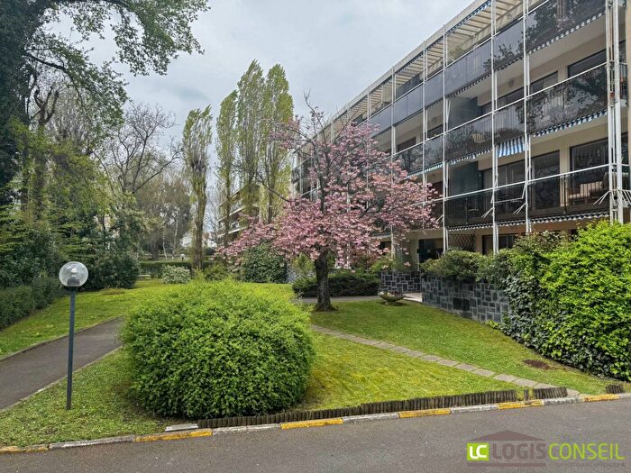 Appartement à louer - Les Blagis, Bourg-la-Reine - 1 pièce