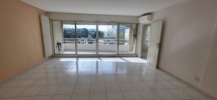 Appartement à vendre - Marseille e , Saint-Giniez - 4 pièces - 3 chambres