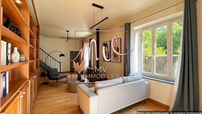 Maison à vendre - Viriville - 7 pièces - 5 chambres