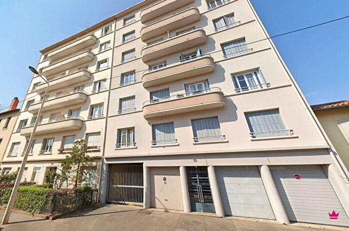 Appartement à louer - Le Bachut, Lyon ème arrondissement - 1 pièce