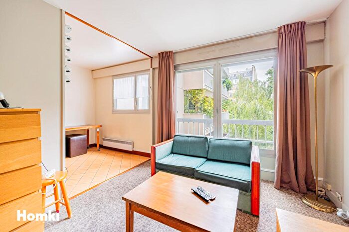 Paris 9ème, Clichy, Trinité : Appartement 1 pièce à vendre