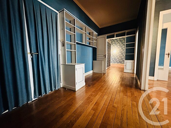 Appartement à vendre - Limoges, Centre-ville, Hôtel de Ville, Emailleurs - 4 pièces - 2 chambres