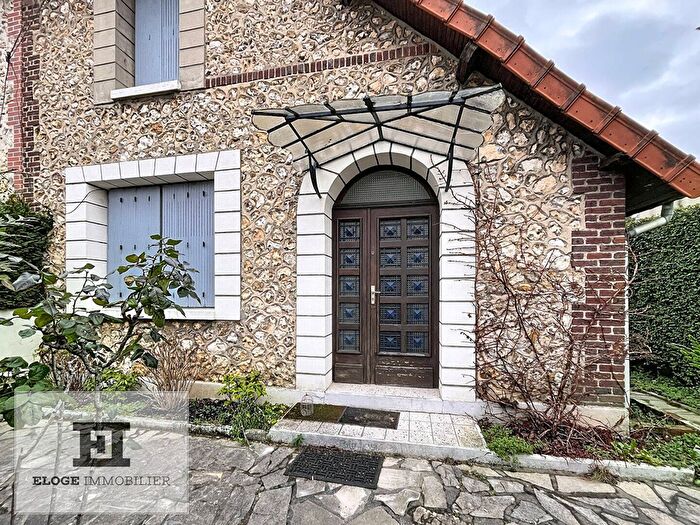 Maison à louer - Les Sapins, Rouen - 4 pièces - 2 chambres