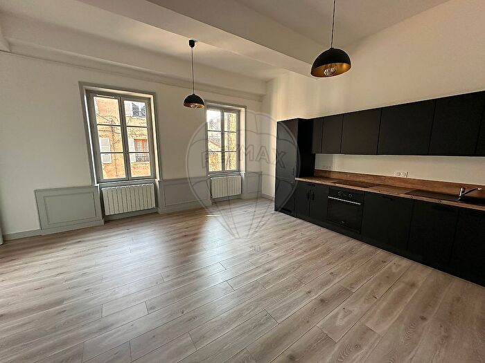 Appartement à vendre - Villefranche-sur-Saône, Centre-ville - 4 pièces - 3 chambres