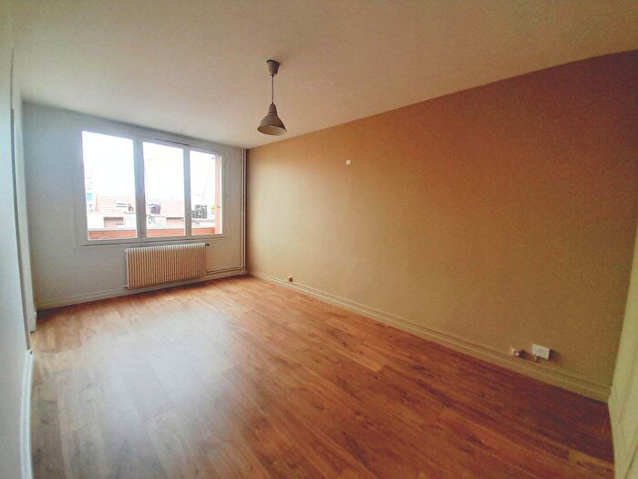 Appartement 1 pièce à louer - Guyot-de Gaulle, Bois-Colombes