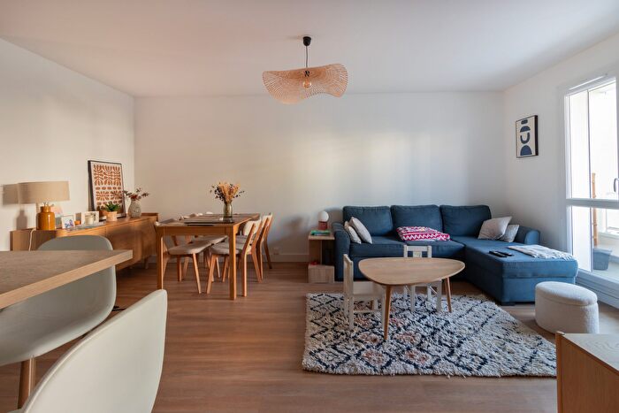 Appartement à louer - Le Bouscat, Ecus, Ausone - 4 pièces - 3 chambres